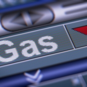US natgas prices drop 8% on mild forecasts, rising output