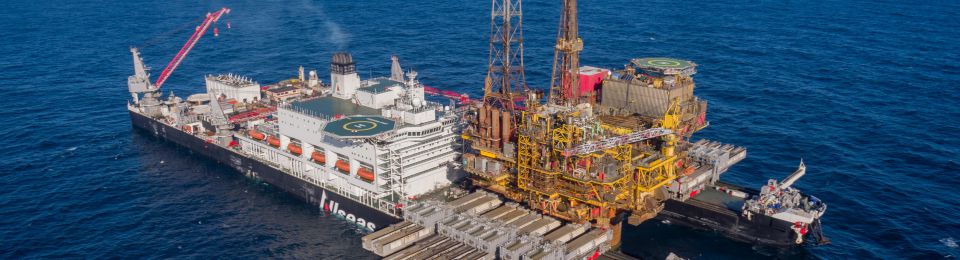 Shell Topsides Lift Sets World Record