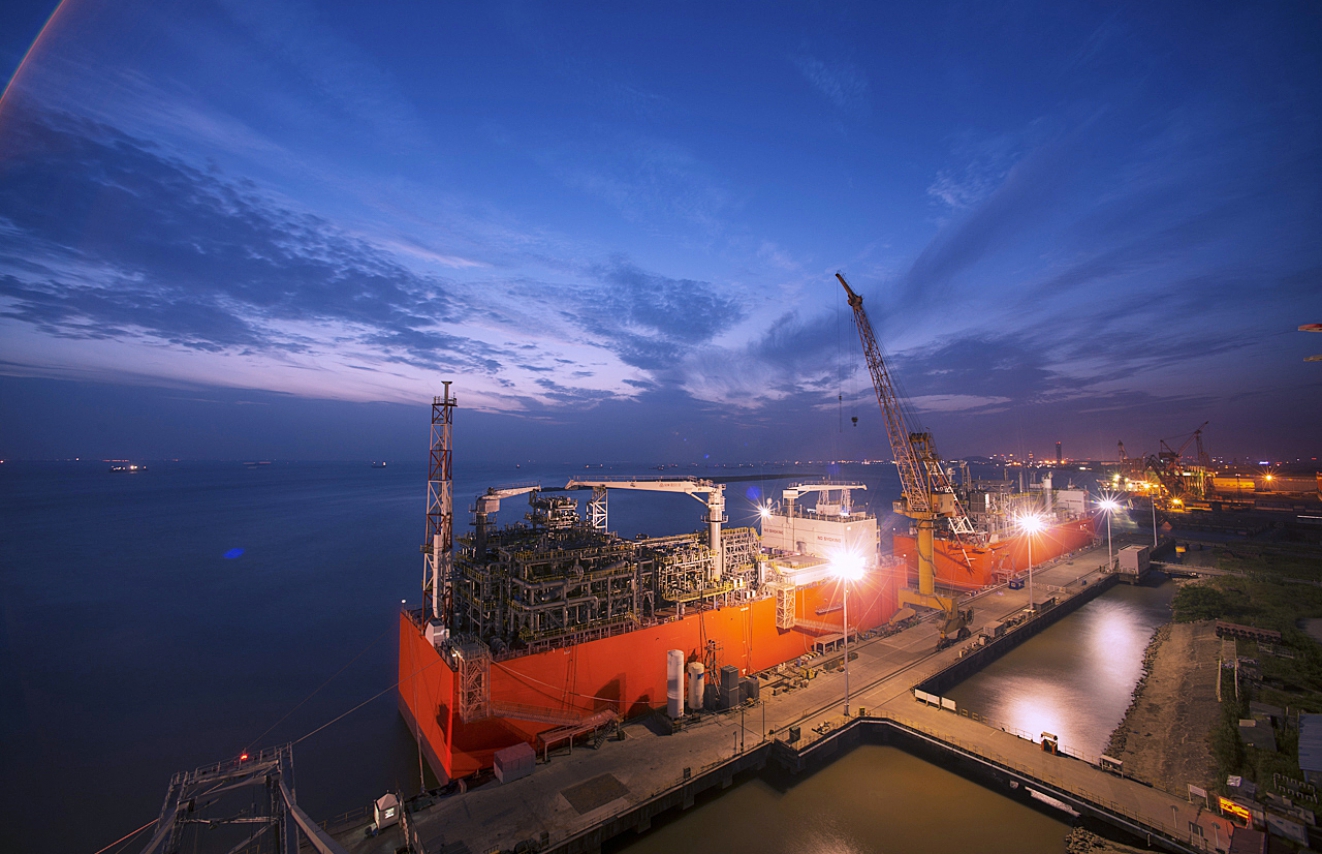 World's First FSRU Barge Delivered